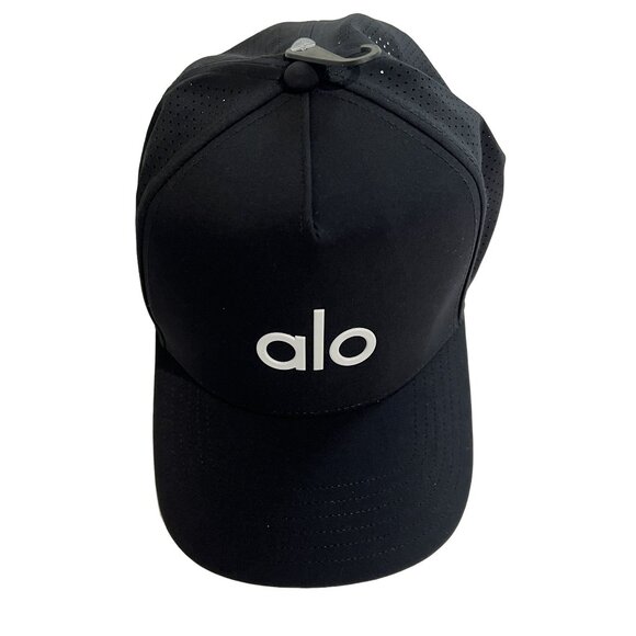 ALO Yoga | Accessories | Alo Yoga Performance District Trucker Hat In ...